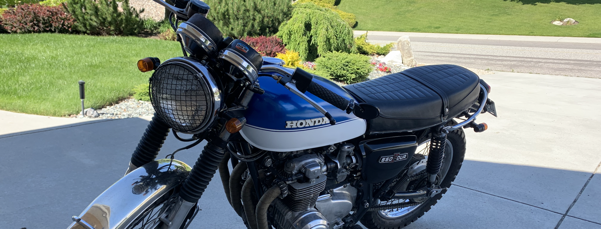 Honda CB 550 Motorcycle Build – Machiine