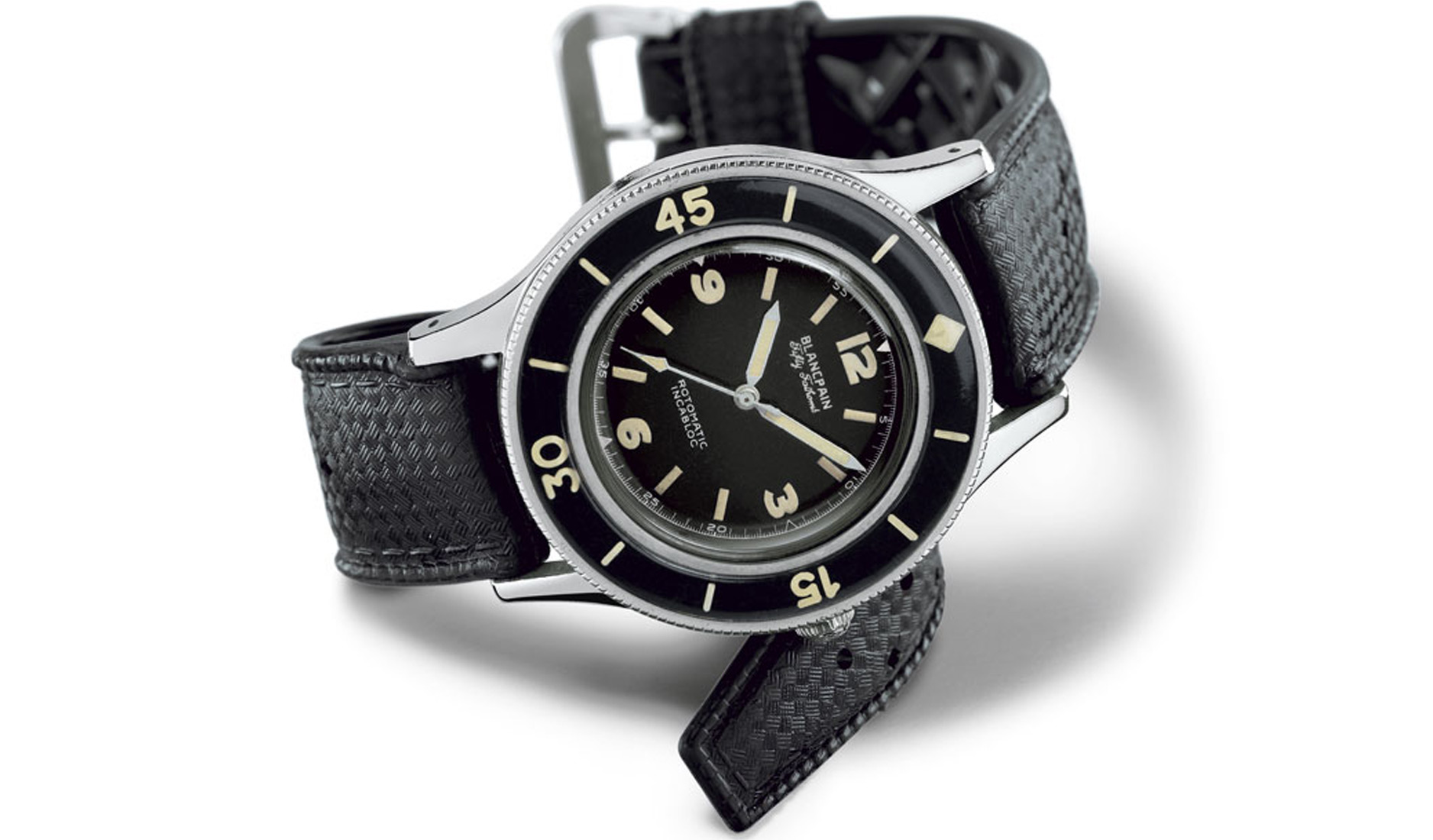 A brief timeline of waterproof watches – Machiine