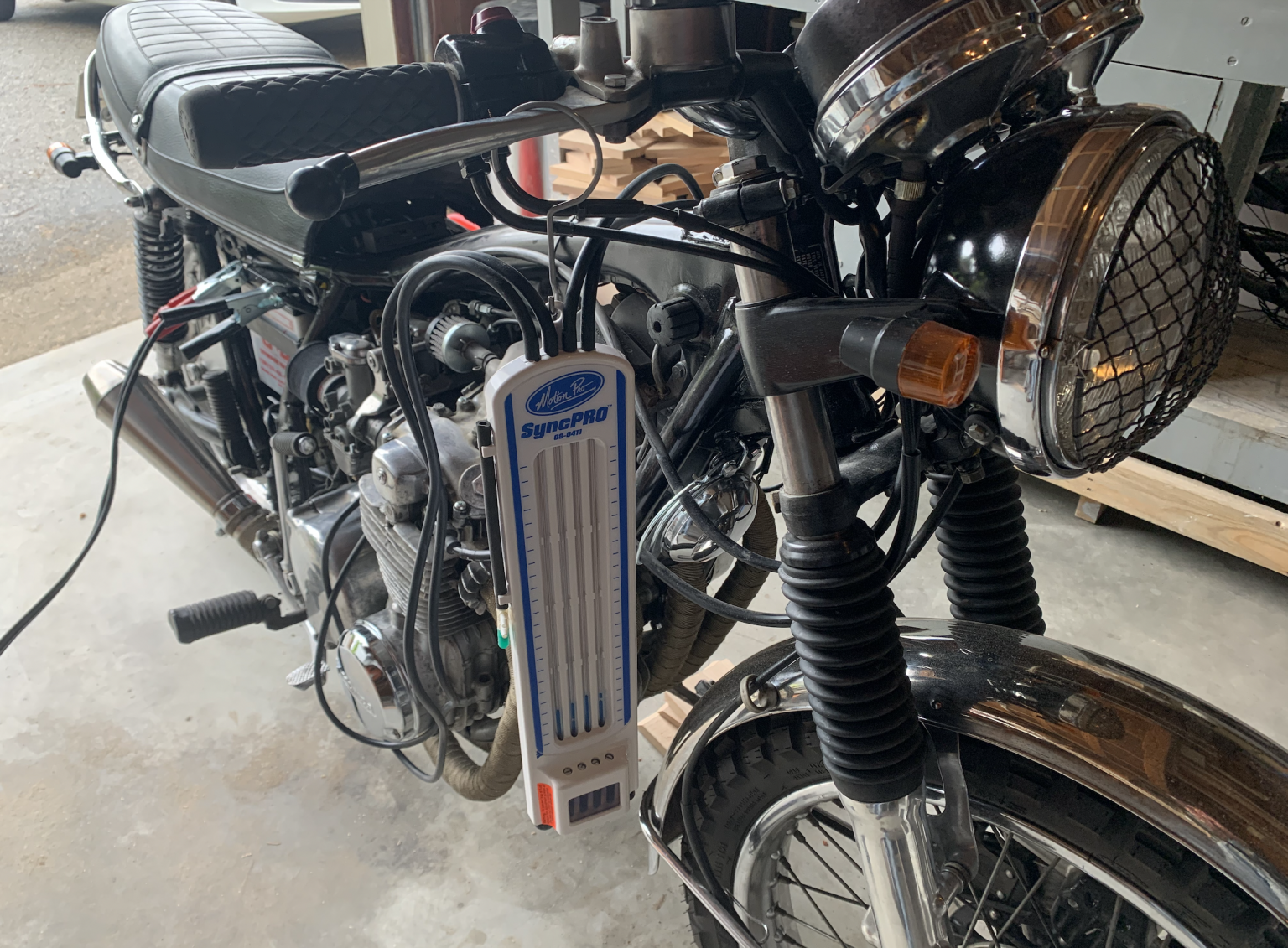 Honda CB 550 Motorcycle Build – Machiine
